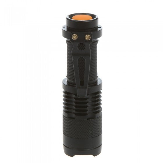 300 Lumen Zoomable LED Flashlight - 3 modes adjustable focus beam